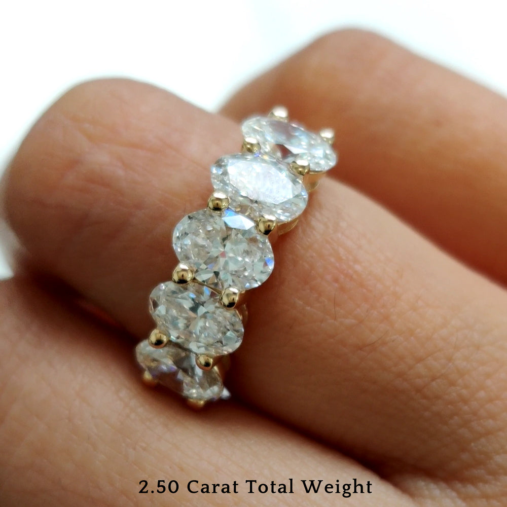 Cruelty Free 5 Stone Diamond Bands | Cuts & Carat – Cuts and Carat